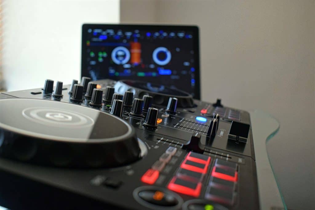Pioneer DDJ-400 Review » DJingPro
