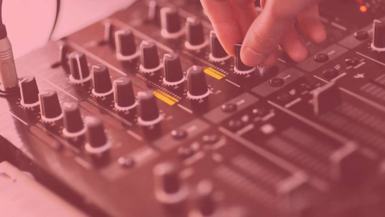 DJ tips for beginners - 11 Top Tips Beginner DJ's need To Know!