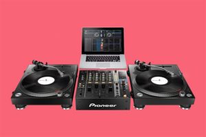 Best DJ Setup: 6 Ways to Setup DJ Equipment for Beginners
